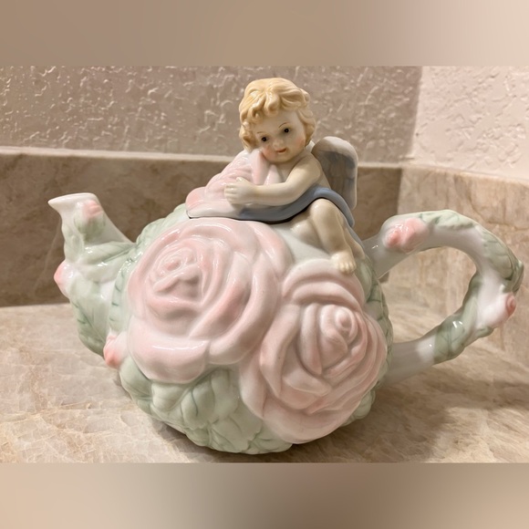 Avon | Kitchen | Vintage Avon Porcelain Cherub Angel In Roses Teapot ...